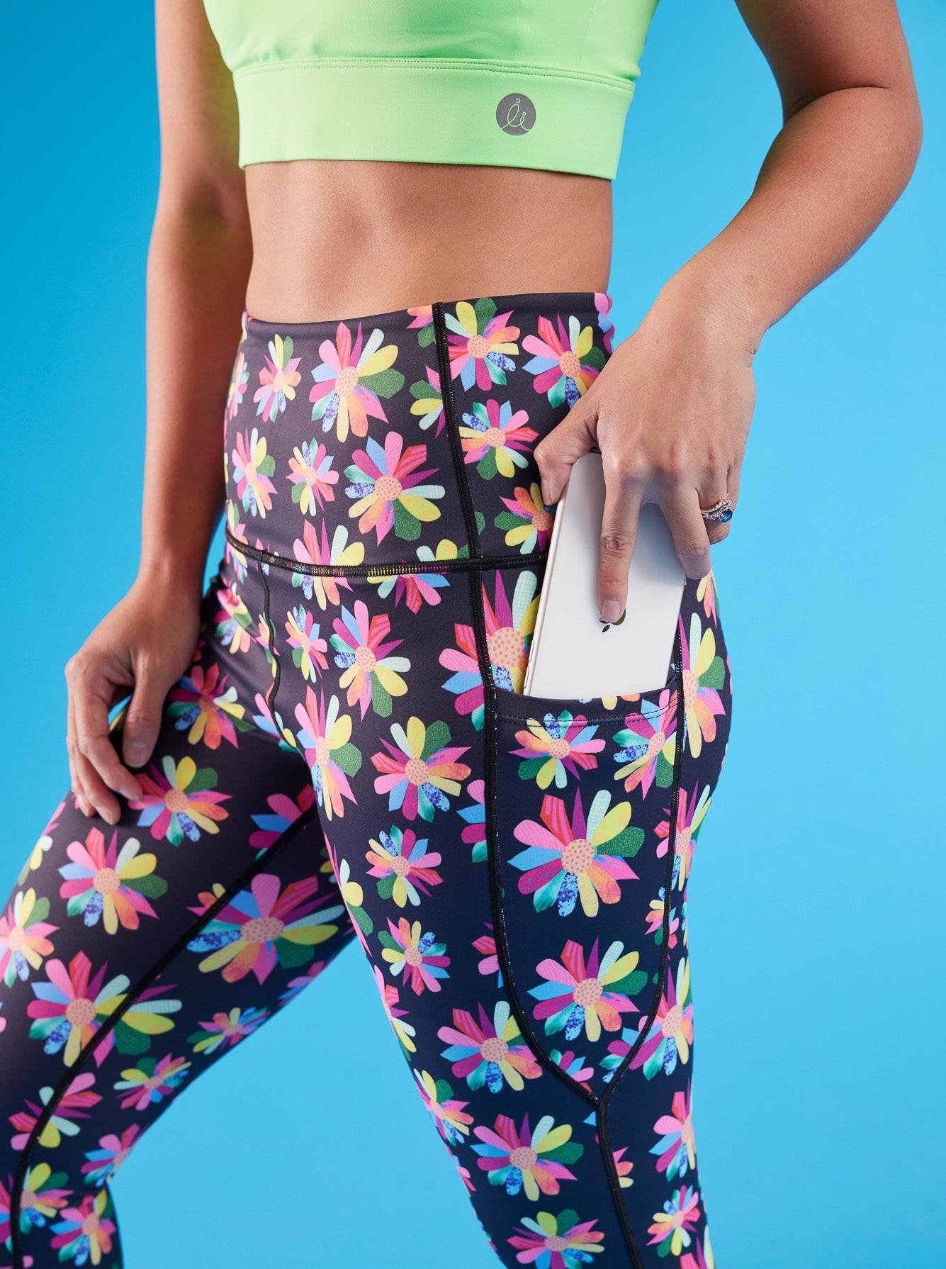 Mama Movement. Sustainable activewear and swimwear